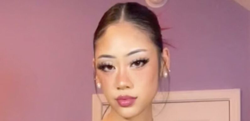 I tried my mom’s old outfits from her youth - people say she’s clearly ...