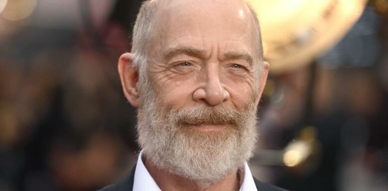 J.K. Simmons Is a Shredded Santa in Chris Evans and The Rock’s ‘Red One ...