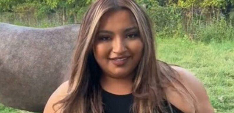 I’m a plus-size country girl - I posed with my horse and people say I’m ...