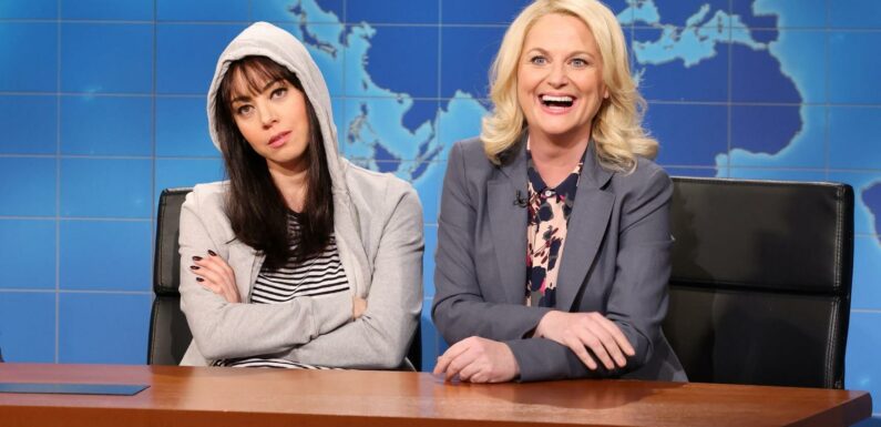 Surprise! Amy Poehler and Aubrey Plaza Reprise 'Parks & Rec' Roles on ...