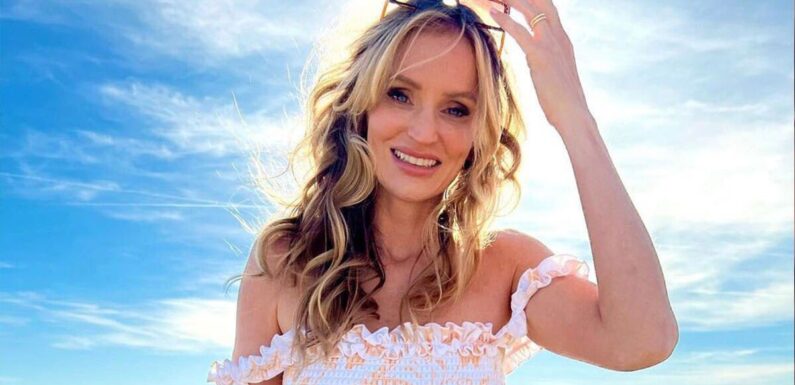 Influencer known for sexy bikini snaps praised for sharing her ‘real ...