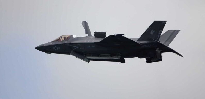 How ghost jets flew without pilots & LANDED in one piece…from ...